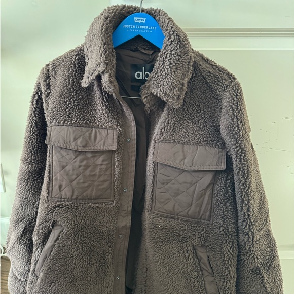ALO Yoga | Jackets & Coats | Alo Sherpa Edge Shacket Jacket In Espresso ...